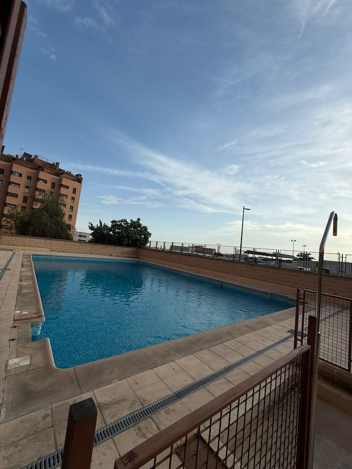 Acogedor Apartamento Con Piscina En Vallecas - Getafe