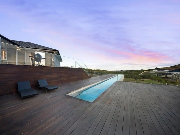 Luxury Retreat With Views, Pool & Outdoor Oasis - Tuakau
