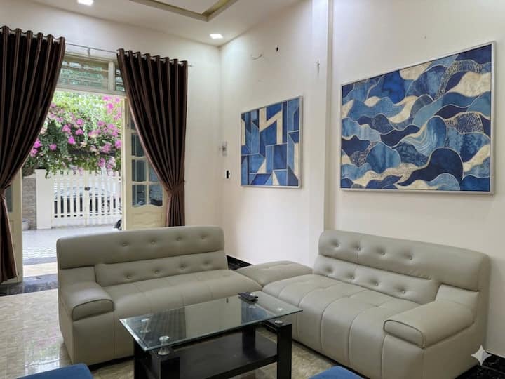 Villa 5 Phòng Ngủ Mỹ Khê , Cách Biển Mỹ Khê 200m - Da Nang, Province, Vietnam