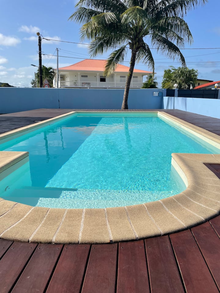 Le Manoir : Villa Spacieuse Avec Piscine Privée - Guyane française