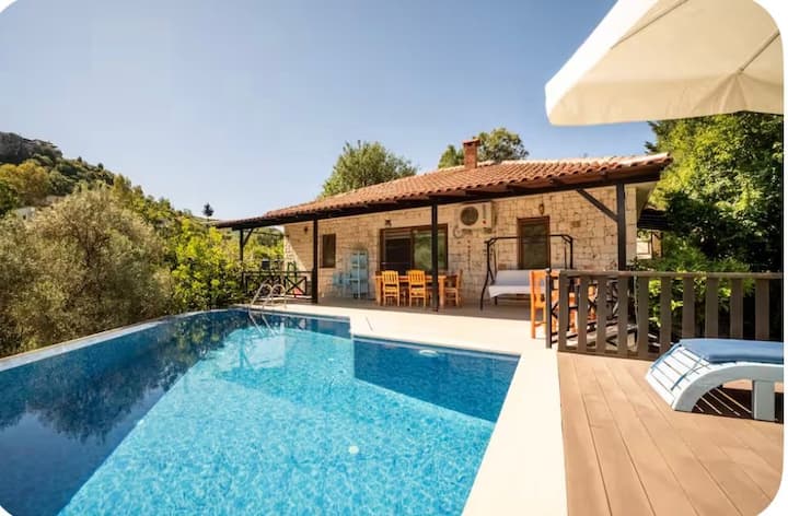 ÖZel Havuzlu 2+1 Villa | Doğa İçInde Huzurlu Tatil - Türkei