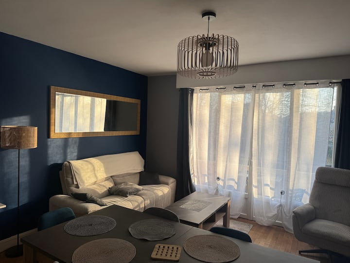 Appartement T3 Avec Balcon, Quartier Recherché - Charleville-Mézières