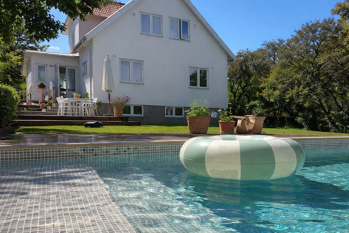 Välkommen Till Villa Syrén! - Örebro