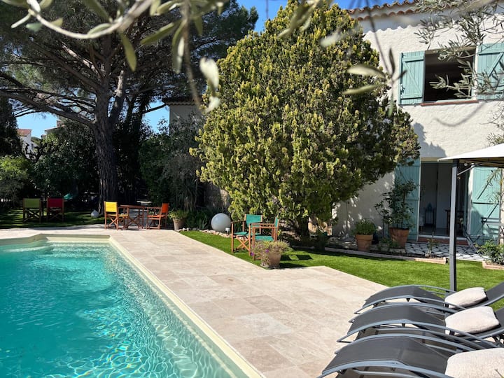 Villa Familiale 250 M2, Piscine, Village Et Plages - French Riviera