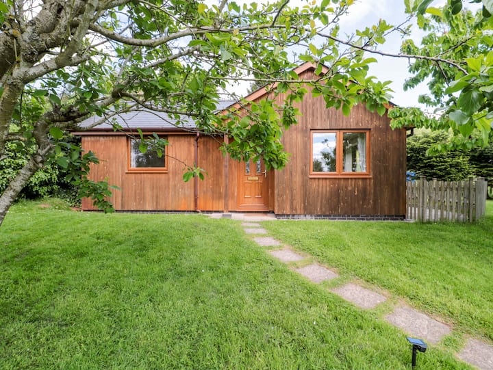 Orchard Cottage - Malvern