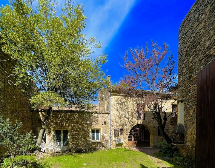 Maison De Charme Pierre & Spa – Le Clos Maryvonne - Bagnols-sur-Cèze