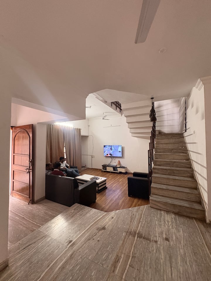 Spacious 4br Bungalow Near Cidco Bus Stand - Aurangabad