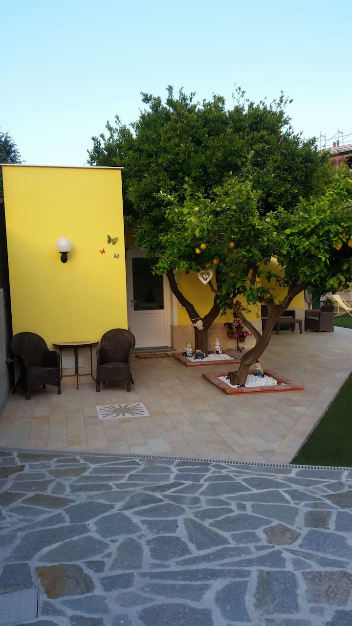 Garden House: Giardino, Relax E Mare A Pochi Passi - Spotorno