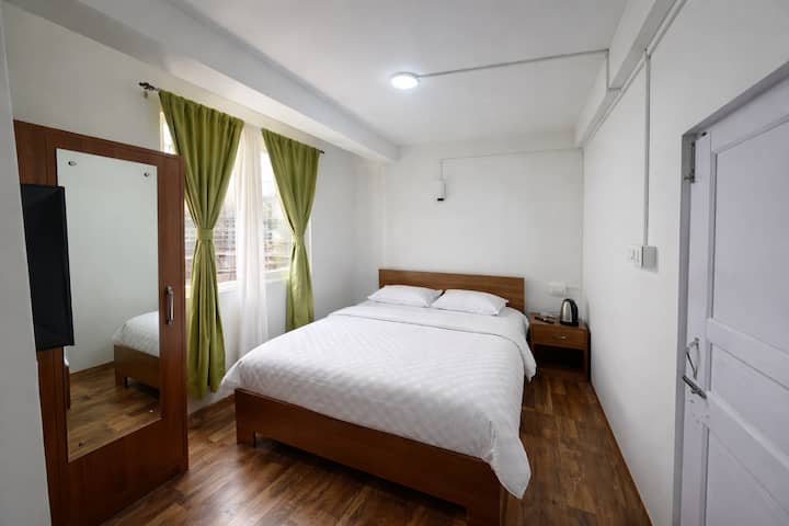 Mall Nest- 3 Bedroom - Darjeeling