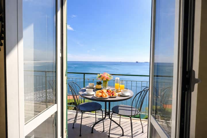 Nervi •Terrasses Vue Mer•2 Chambres•plage•parking - Italië