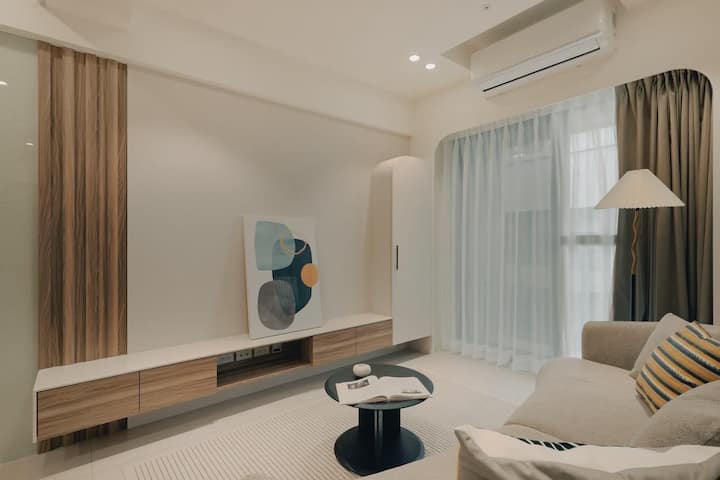 美術館公園、輕軌電梯兩大房 - Kaohsiung City