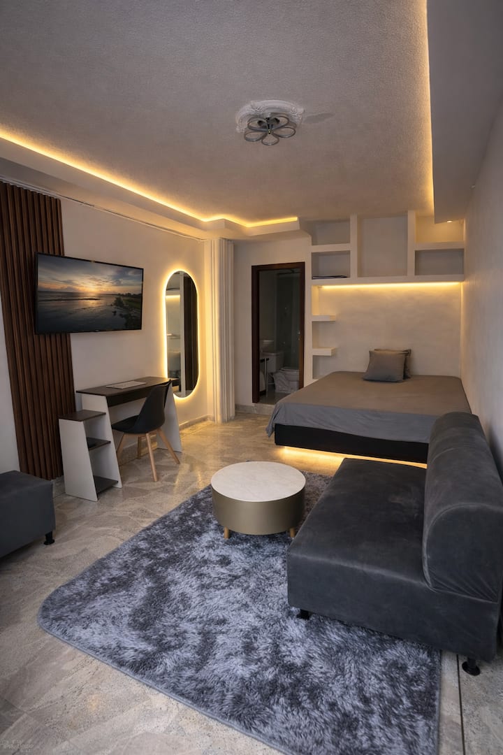 The Touch | Modern Luxury Stay - Palmira