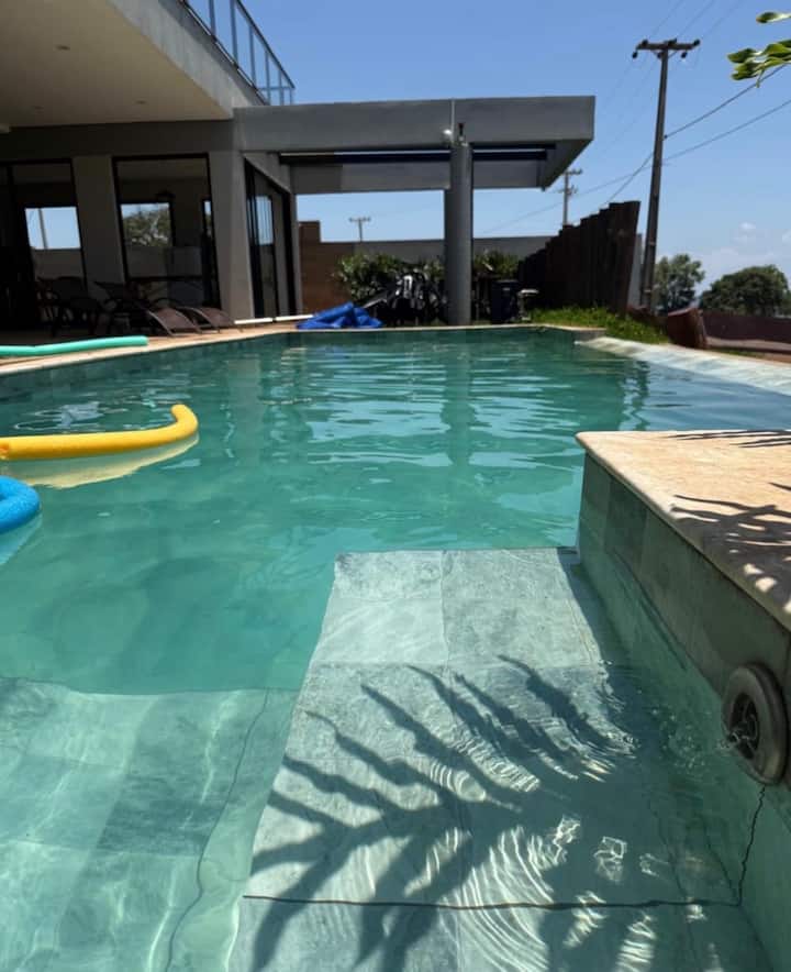 Casa De Esquina Com Vista Para O Lago. - Avaré