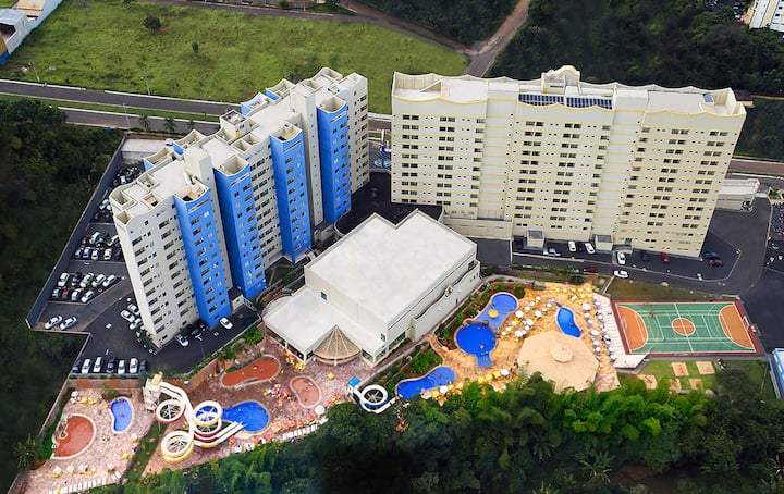 Golden Dolphin Grand Hotel | Resort Completo - Caldas Novas