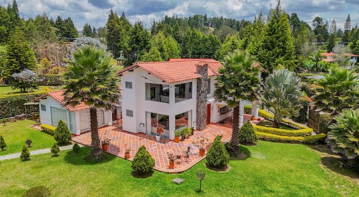 Casa Campestre Con Jacuzzi - Rionegro