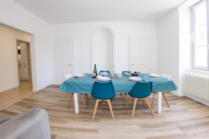 Le Topaz - Parking Privé & Grandes Chambres - 4tv - Dole