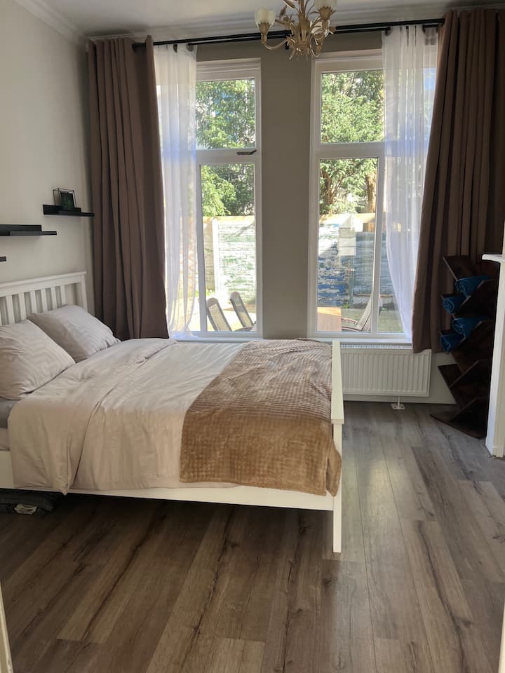 1906 Elegance Leeuwarden - Leeuwarden