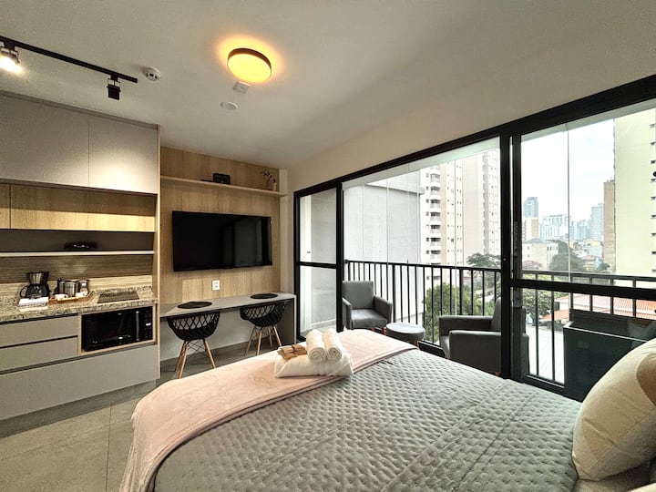 Studio Completo Com Varanda Próx Allianz E Puc - Brazil