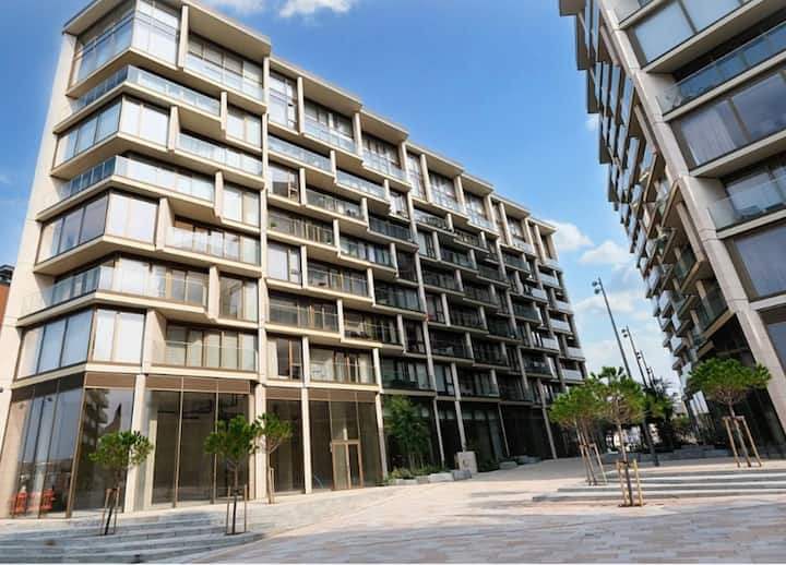 Waterfront Apartment - Jersey