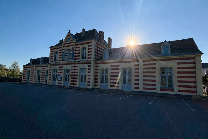 Appartement Dans La Gare De Sées - Sées