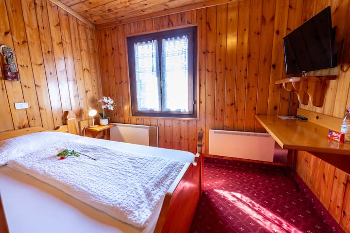 Camera Quadrupla In Stile Alpino - Folgaria