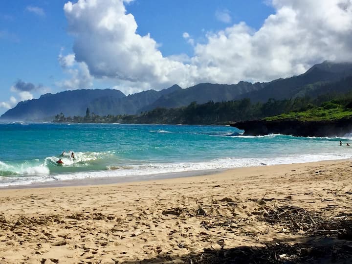 Ocean Dream House - Oceanfront Views, Ac, Peaceful - Kokololio Beach Park, HI