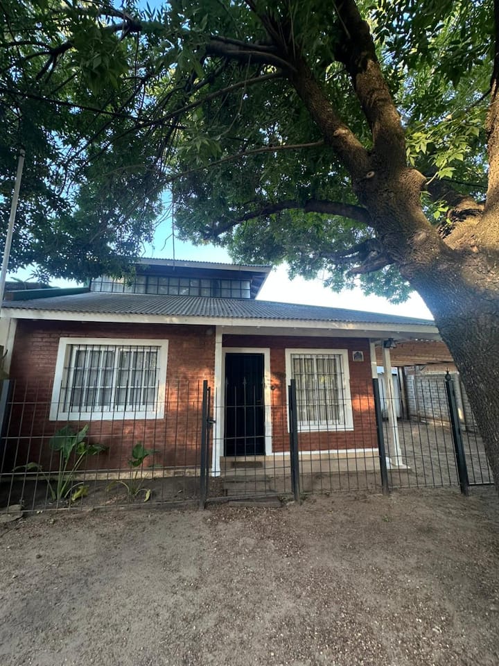 Casa En Colon Para 6 Personas A 1.5 Km De Playa - Colón