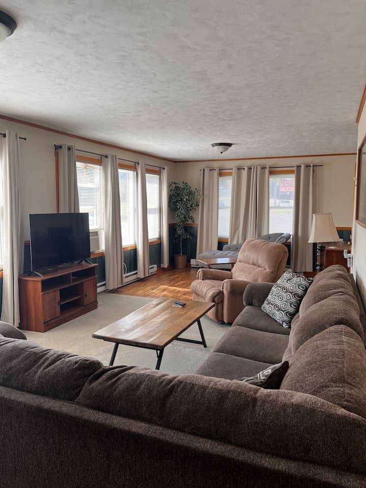 The Loft In Weedville, Pa - Elk Country - Parker Dam State Park, Penfield