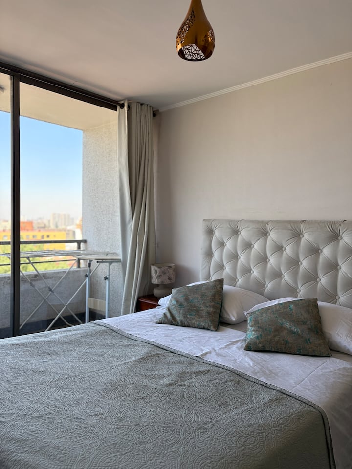 Minidepa Cerca De La Plaza De Armas De Motupe - Motupe