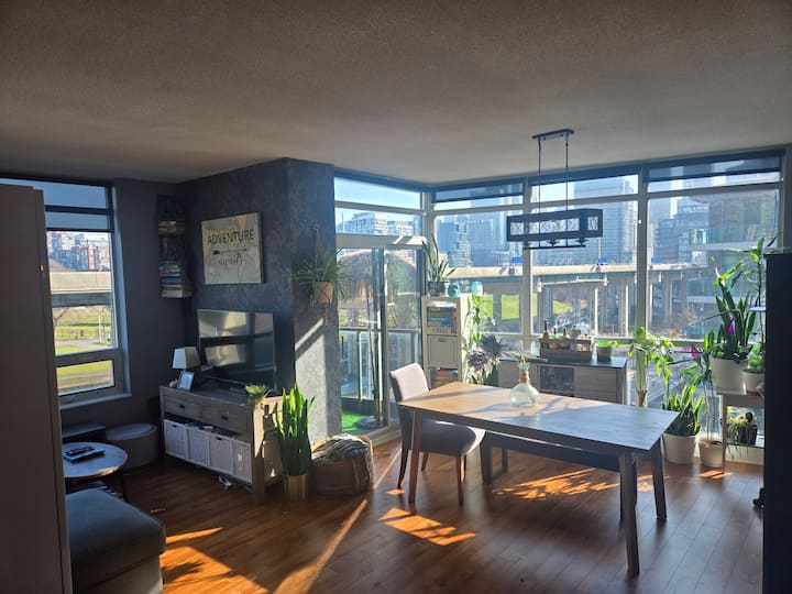 Downtown 2br Condo – Prime World Cup Location - Torontó