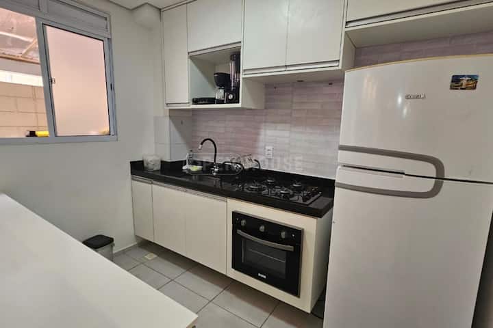 Apto Espaçoso Prox A Unic - Cuiabá