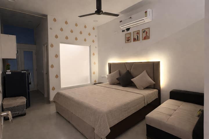“Premium Studio Near Gaur Mall” (11:00am -8:00pm) - Ghaziabad