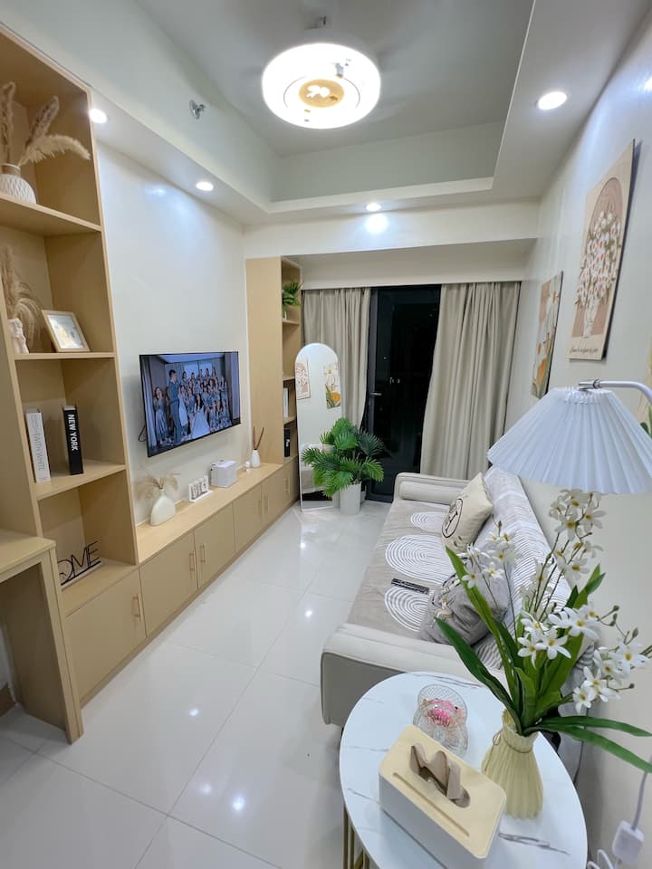 Justluxuriouspad - Philippines