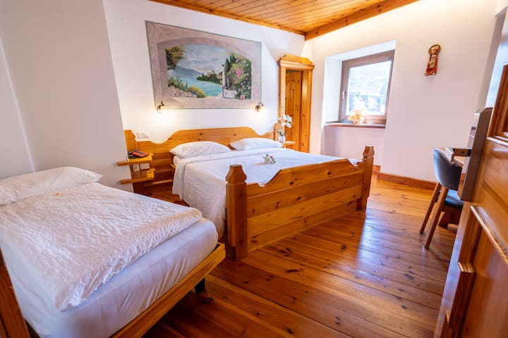 Camera Tripla In Stile Alpino - Rovereto