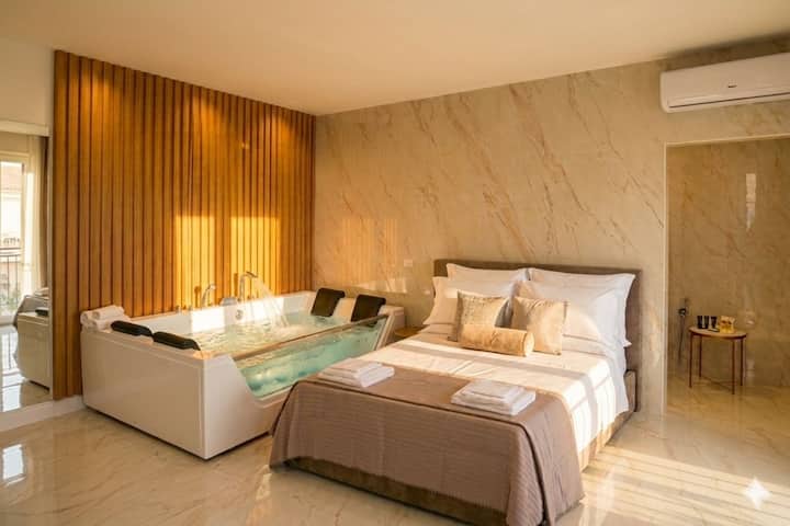 Suite Con Idromassaggio A Nola | Relax & Centro - Nola