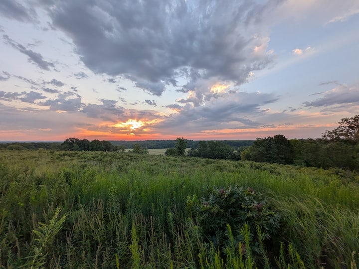 High Hill Ranch Lodge In The Flint Hills - Fredonia, KS
