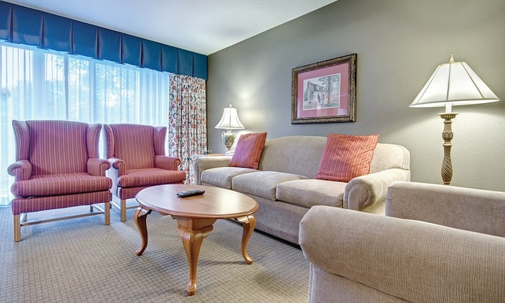 2 Bedroom Condo Family-friendly Kingsgate Resort - Williamsburg, VA