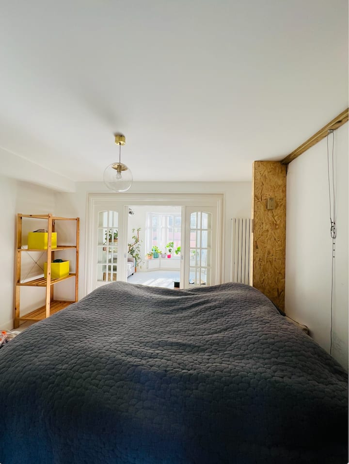 Sunny Flat With Private Terrace & Sunset Views - ブライトン・マリーナ
