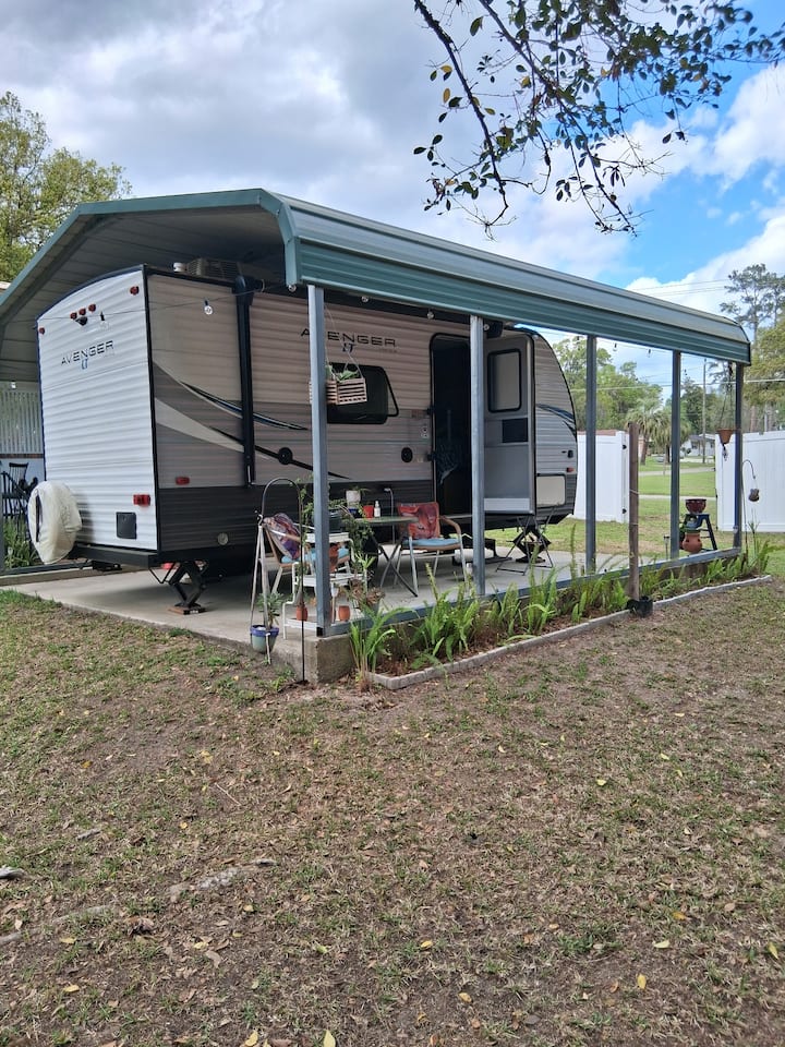 Cozy City Glamper - Ocala, FL