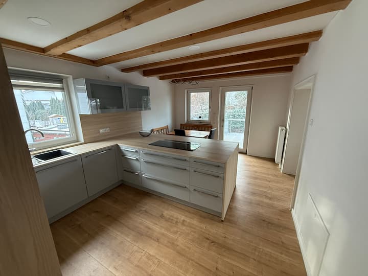 Großzügige Wohnung 6 Zimmer Passau Klima, Garten - Passau