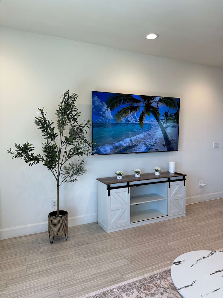 3br Townhouse For Work Trips Or Family Vacations - Anaheim, CA