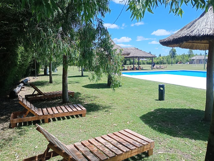 Quinta Con Cabañas, Piscina Semi Olímpica, Parque - San Vicente, Argentina