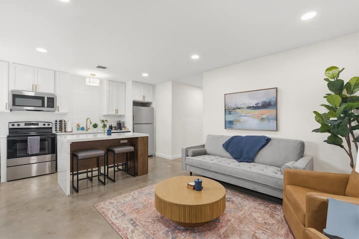 New-esplanade Inn-cajun Country Luxury-fast Wi-fi - 拉法葉