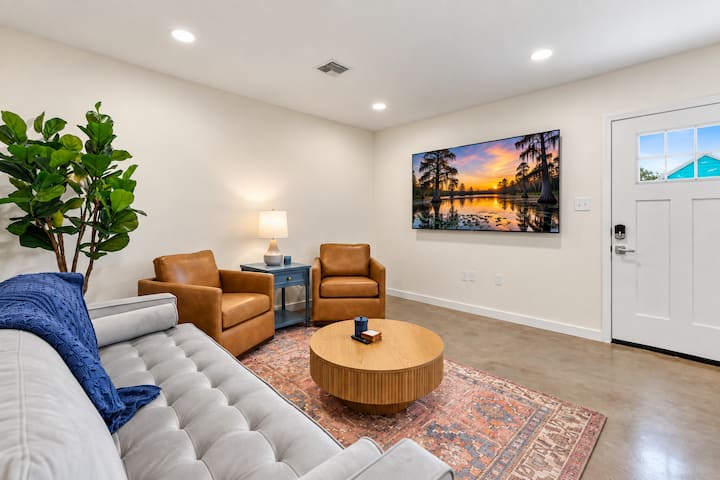 Esplanade Innluxury New Build Near Ull & Downtown - Lafayette, LA