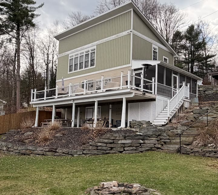 The Lakefront On Laurel - Montrose, PA