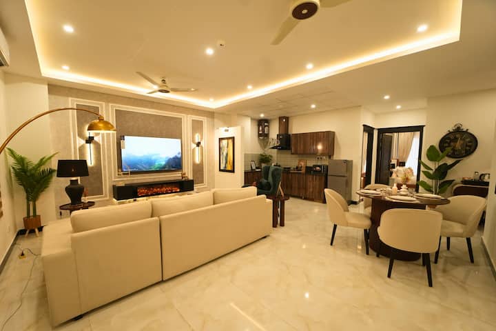 Luxury 2br | 11 Central I Near Centaurus I Parking - Islamabad
