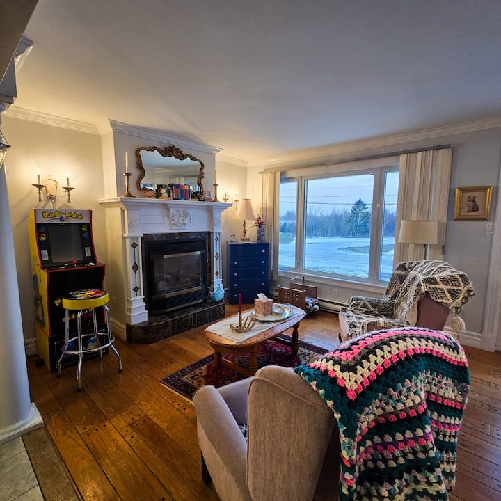 Retro Retreat - "The Ultimate Sleepover House" - Prince Edward Island