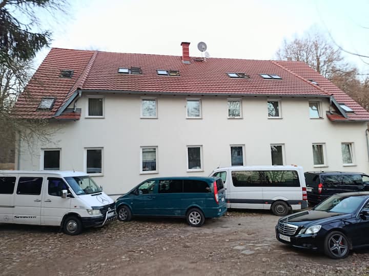 Low Budget - Monteur Flat - Neu Möbliert - Bad Muskau