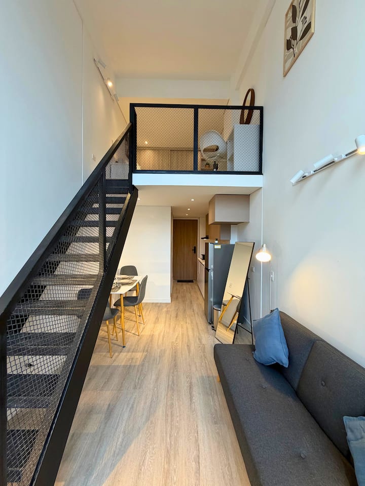 Renteo | Modern Duplex Loft · Next To Us Embassy - Bogotá