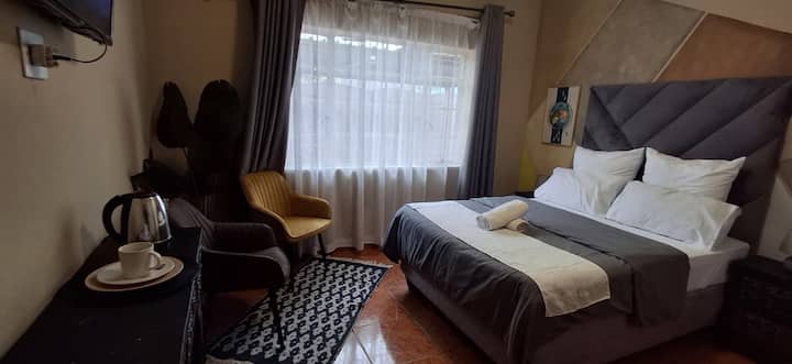 Quality, Comfortable Accommodation - Boksburg